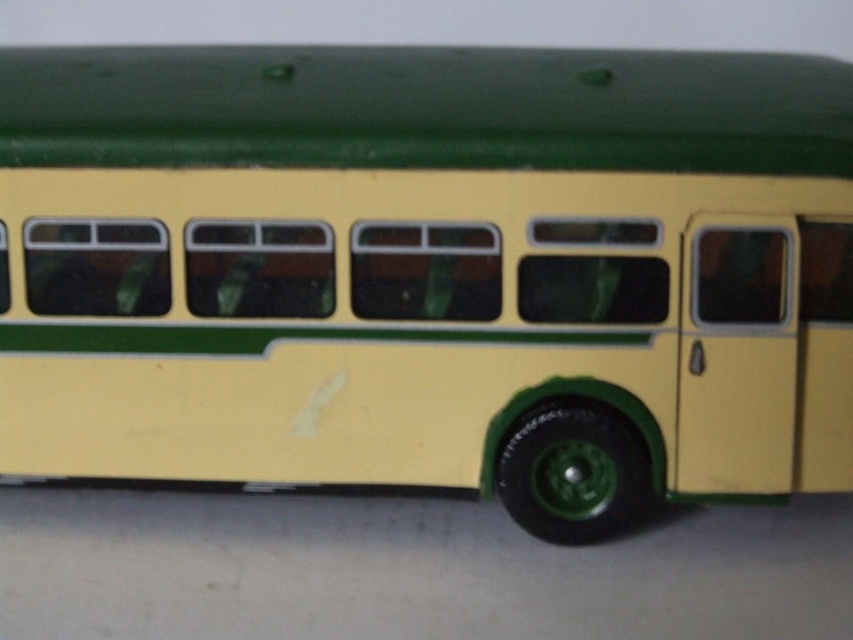 WHITE METAL 1/76 BRACKEN BOROUGH BUILT BUS KIT OF A BRISTOL L EXPRESS ...