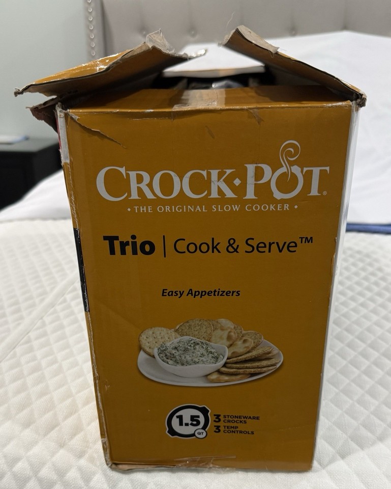Genuine Crock Pot Triple Trio Slow Cooker SCLBC300-BWS 1.5 qt NEW open ...