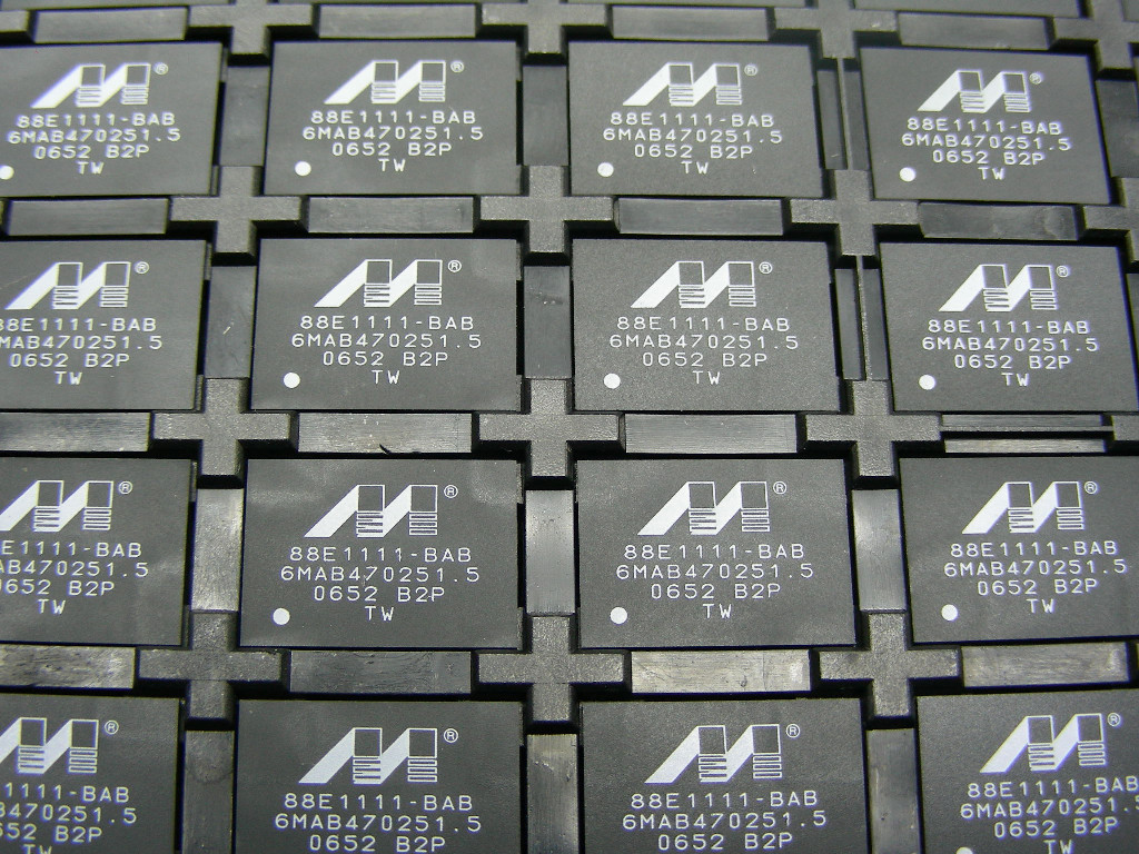 Marvell+88E1111+10%2F100%2F1000+Gigabit+Ethernet+Transceiver+88E1111-B2 ...