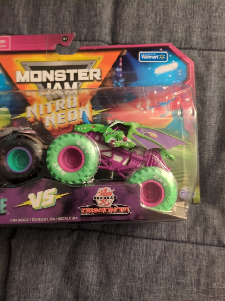2022 MONSTER JAM - NITRO NEON 2 PACK - ZOMBIE VS. BAKUGAN DRAGONOID ...