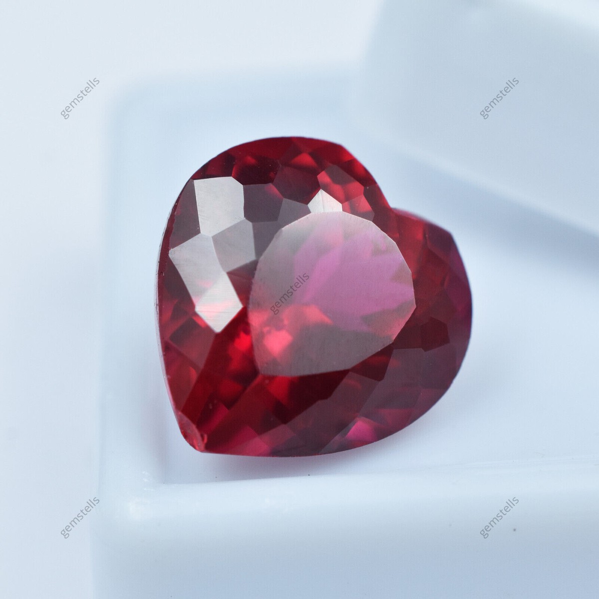 Ruby Heart Wallpaper
