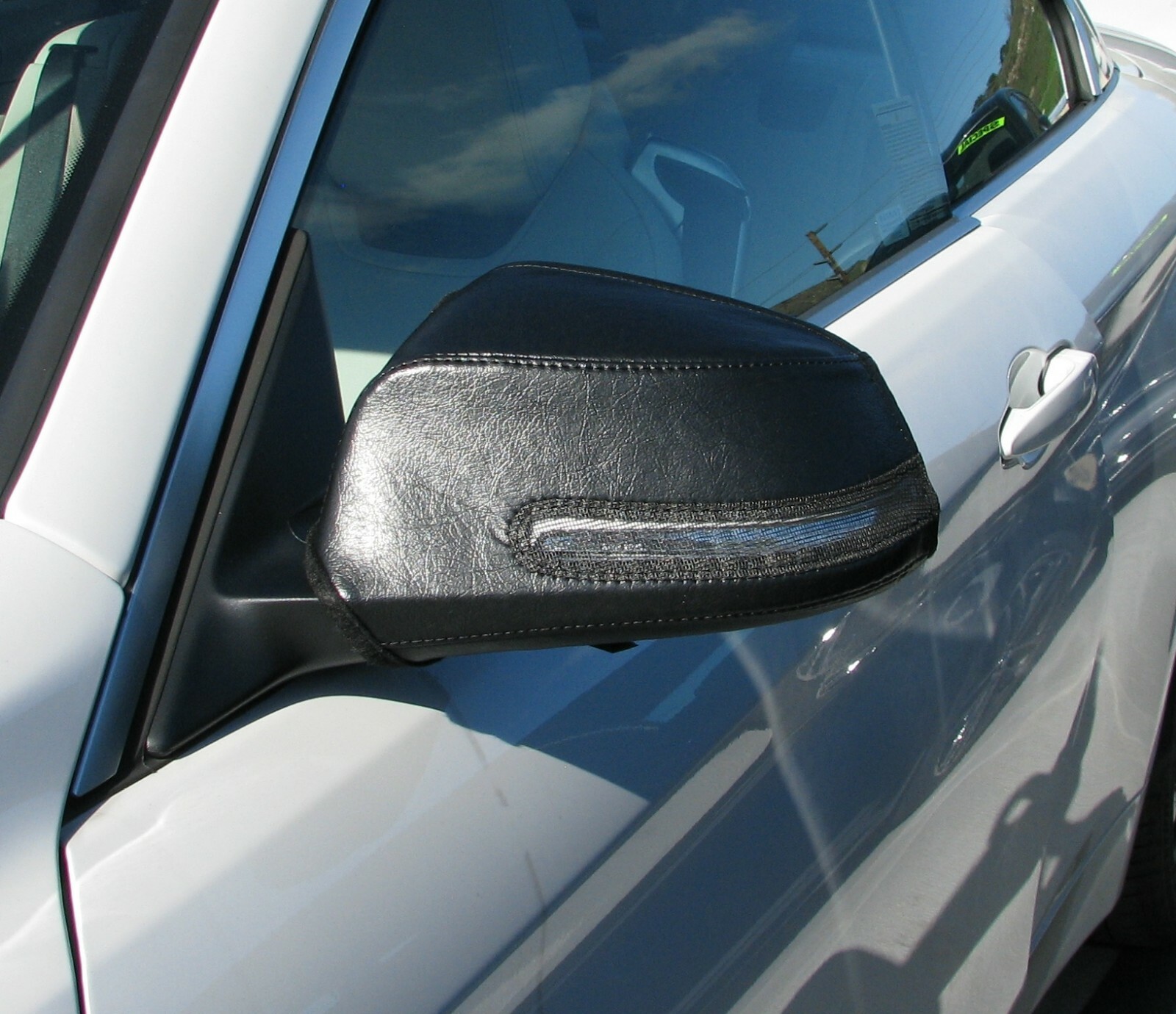 Colgan Front End Mask Bra 2pc.+ Mirror Covers Fits BMW 430i 17-20 W/Lic ...