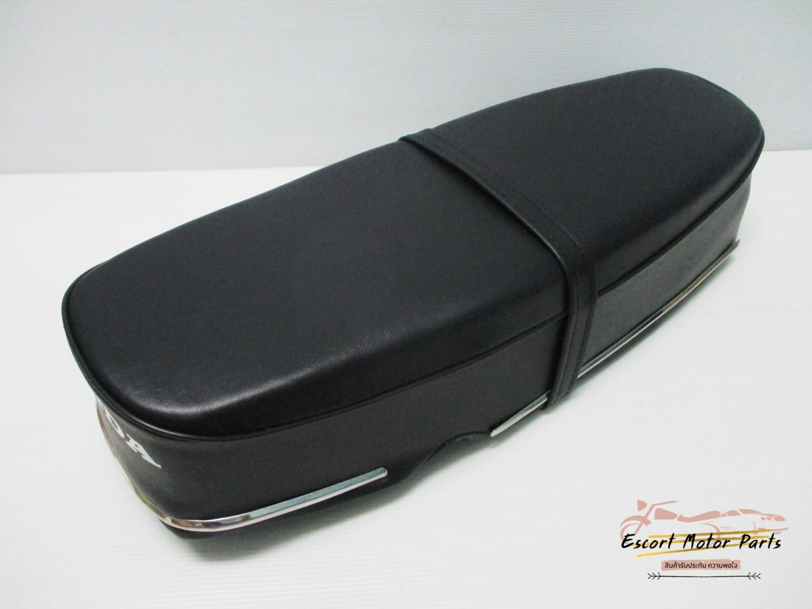 For HONDA C110 CA110 C114 C115 Black Seat Complete & Chrome Trim ...