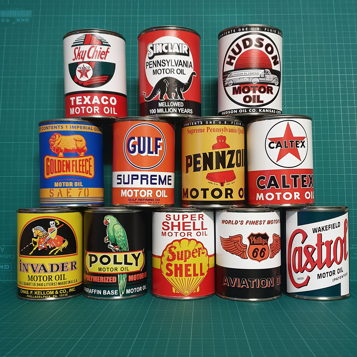 VINTAGE REPLICA GULF MOTOR OIL TIN CAN REPRODUCTION TIN CANS DISPLAY ...