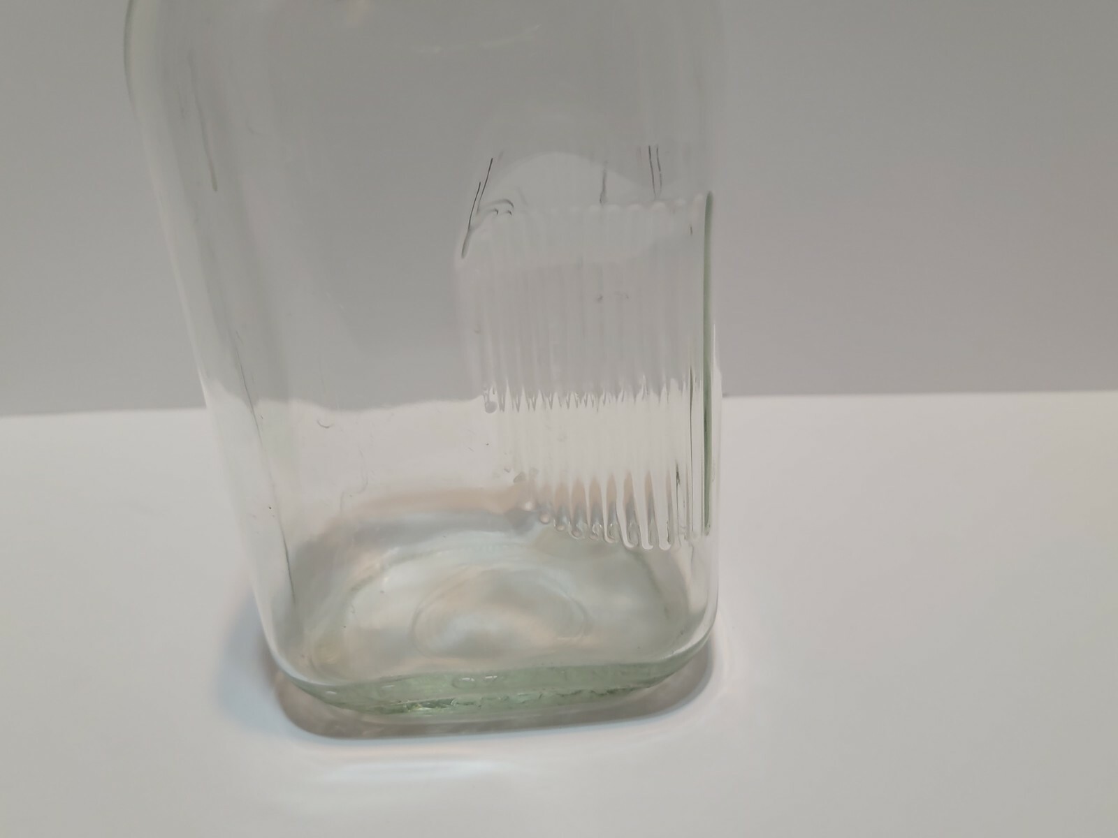 Stanpac 64FL. OZ 1.89L Milk Bottle W/ White Holder Serial Number ...