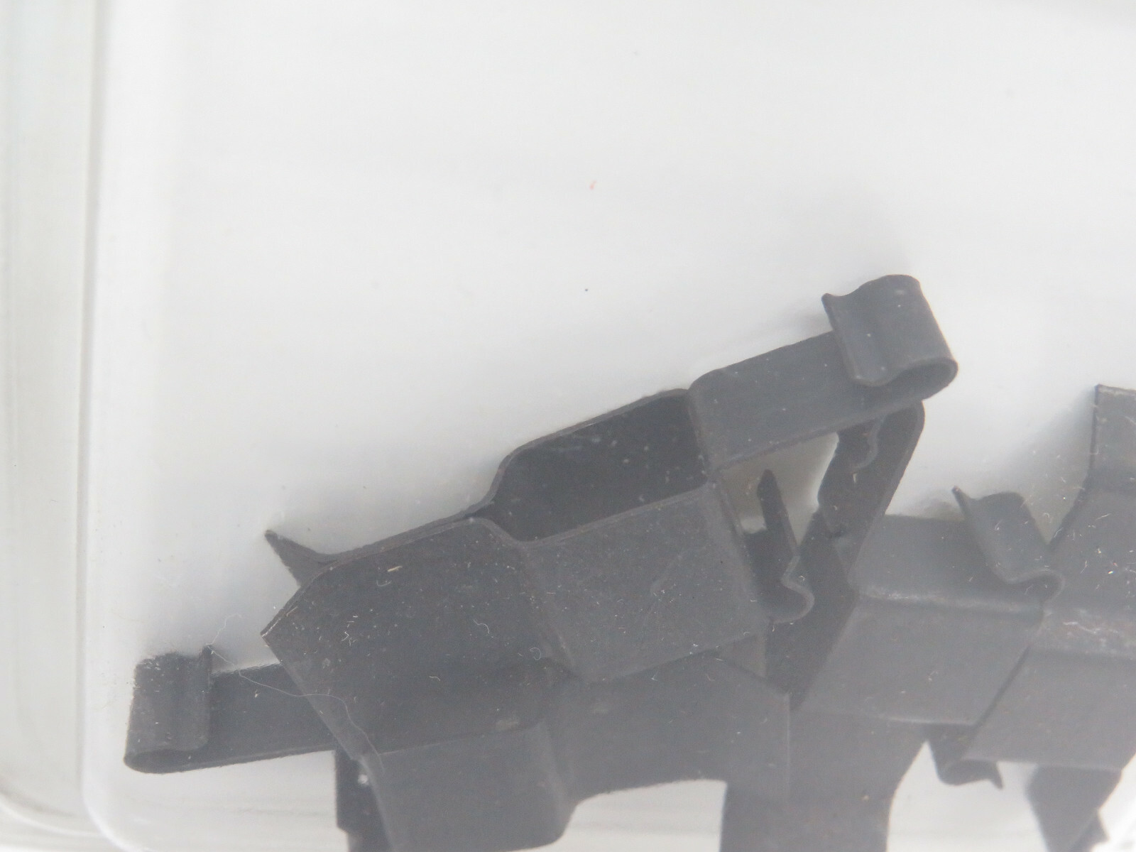 Lot of (68) Halo TB-7 Recessed Lighting T-Bar Mounting Attachment Clips ...