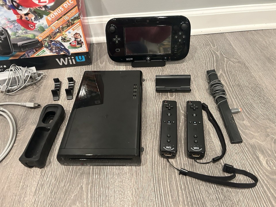 WiiU Mario Kart 8 Deluxe Set COMPLETE Plus 2 Black Wii Remotes | eBay