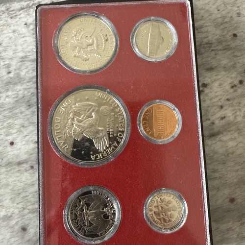 1-1977 Proof set. Genuine. complete and original as issued by US Mint ...