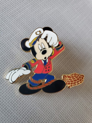 DCL- RESCUE CAPTAIN MICKEY- TREASURE CHEST DISNEY CRUISE LINE PIN LE ...