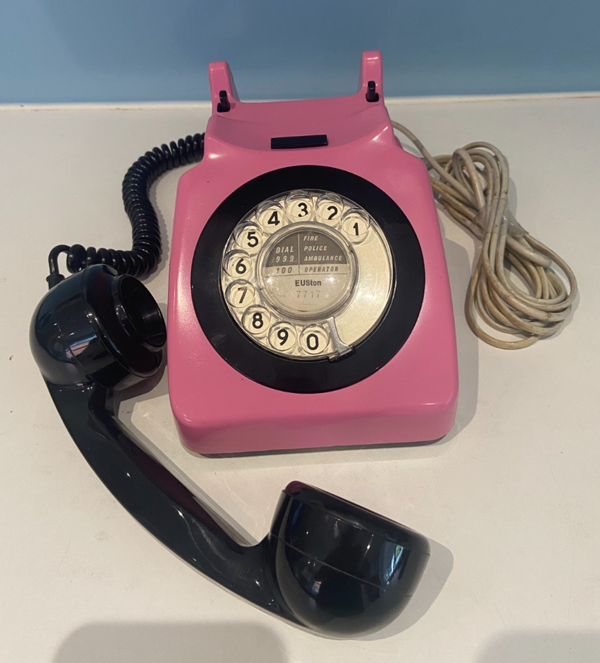 Vintage old Two Tone GPO 706 Telephone Euston phone pink black 1960 ...