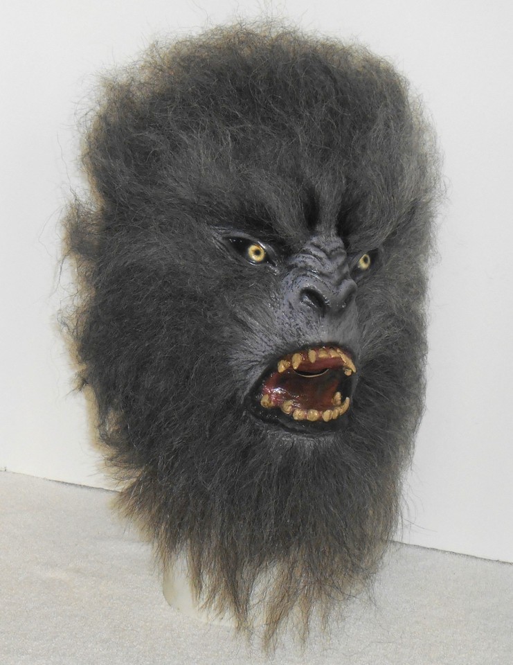 Deluxe Re-Haired GRAY WOLFMAN MASK Realistic Hair Ghoulish WEREWOLF ...