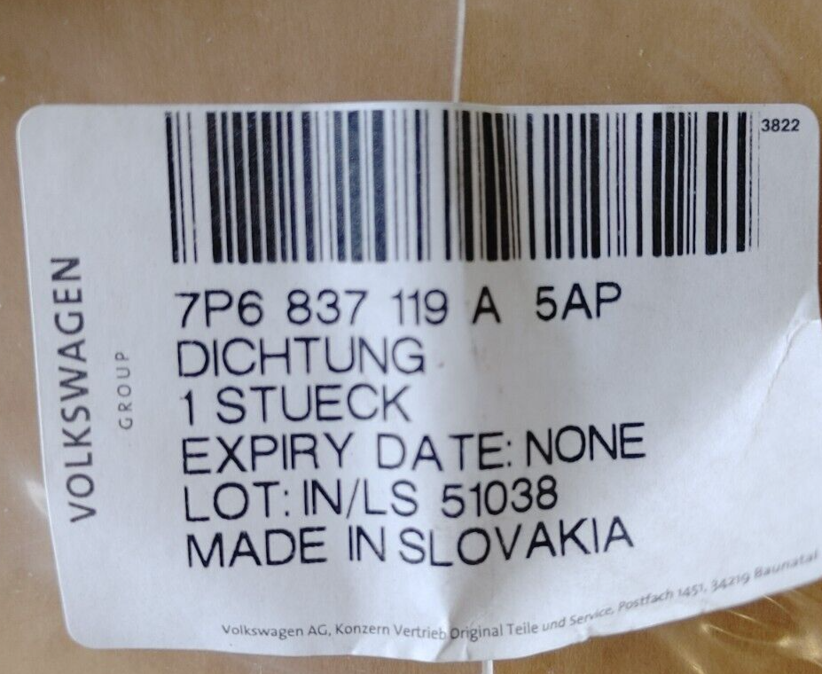 New Genuine OEM 2011-17 Volkswagen Touareg - Lower Seal 7P6-837-119-A ...