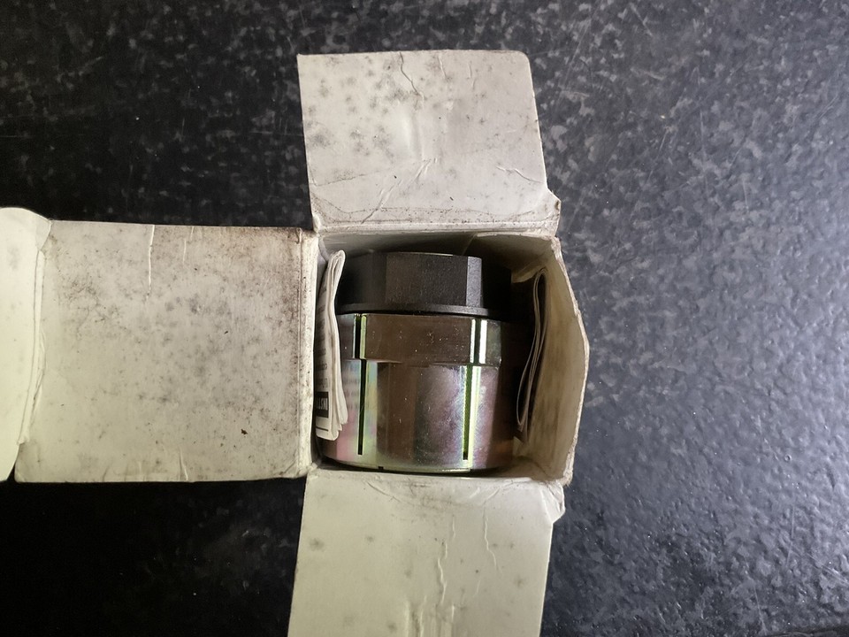 TRANTORQUE Style 6202200UP 7/8" Shaft x 1 3/4”bore Expanding Keyless ...