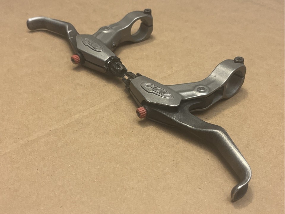 Avid Speed Dial 7 Bicycle Brake Lever Set | eBay