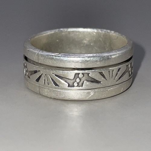 Sterling Silver Native American Design Rotating Band Ring Size 12 (11 ...