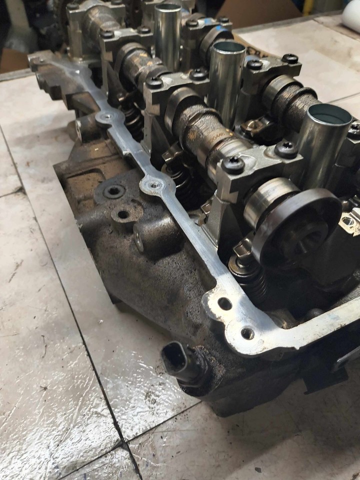 14-23 CHALLENGER 14 AVENGER 14-15 DURANGO 14-19 JOURNEY Cylinder Head 3 ...