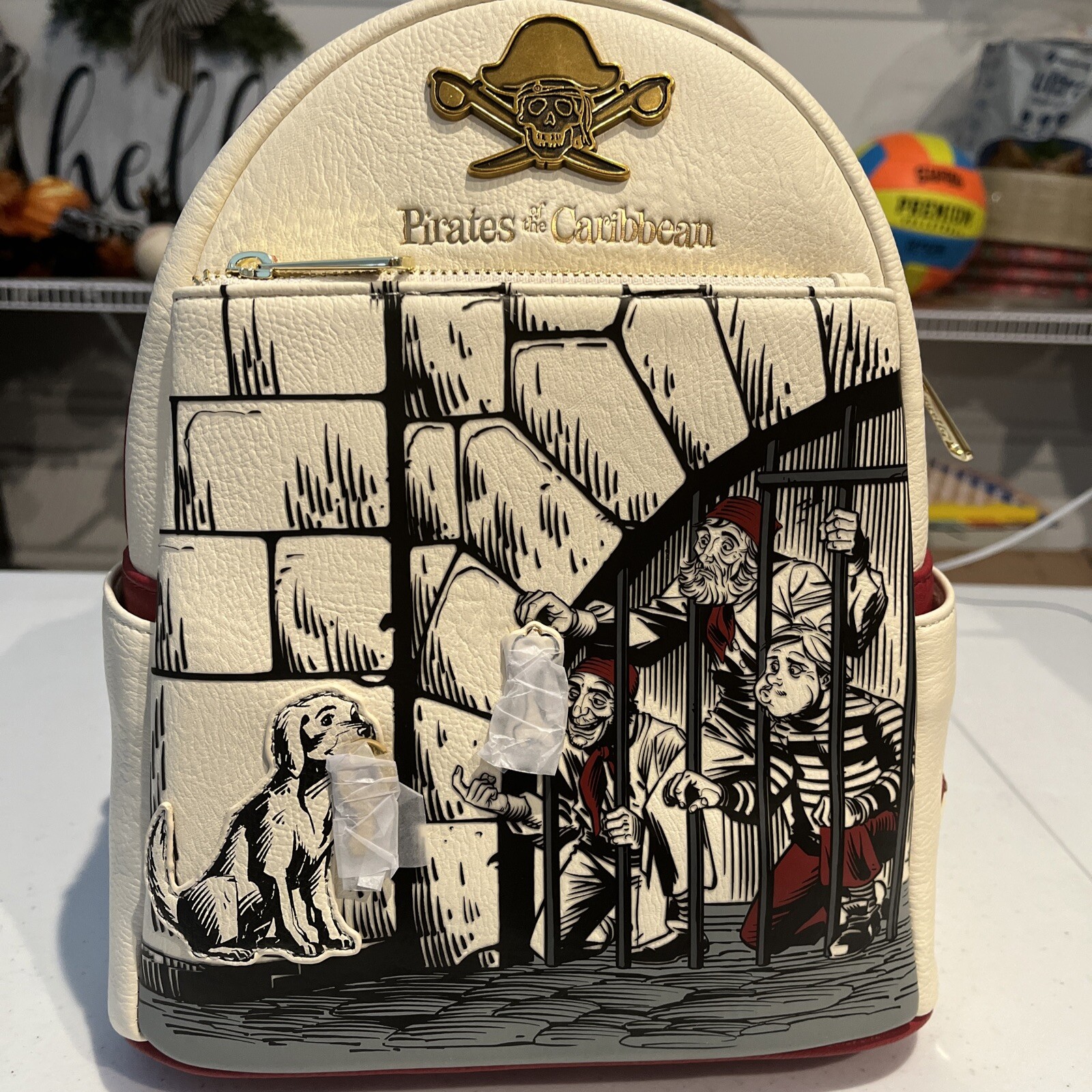 2023 Disney Parks Loungefly PIRATES OF THE CARIBBEAN Jail Scene Mini ...