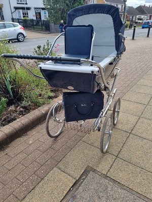 Silver Cross Vintage Coach Built Pram And Changing Bag And Toddler Seat ...