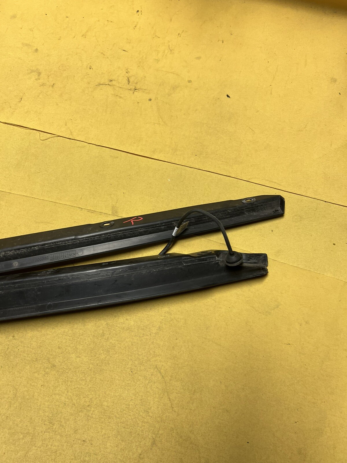 2017-2020 Jeep Grand Cherokee Rear Left & Right Lift Gate Pinch Sensor ...