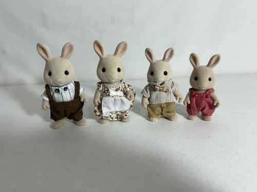 Calico critters/sylvanian families Periwinkle Milk Rabbit Family Of 4 ...