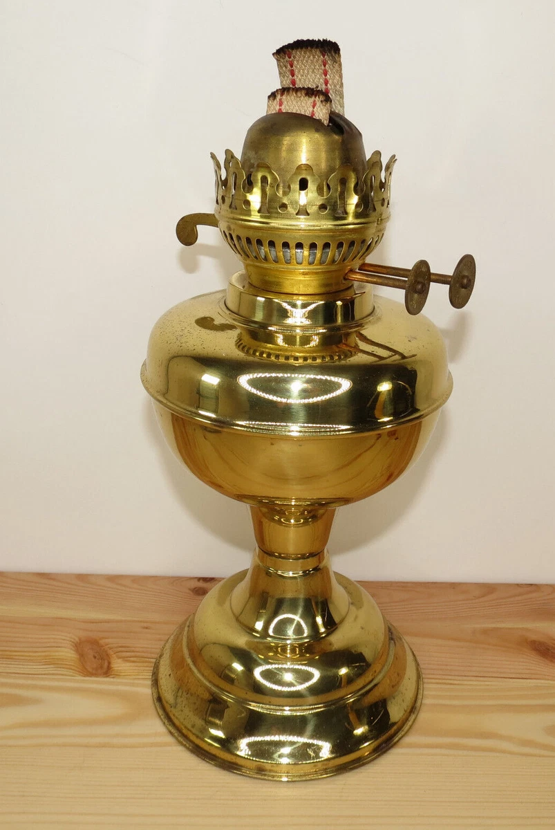 What are Oil Lamp Wicks Made of? The Essential Guide