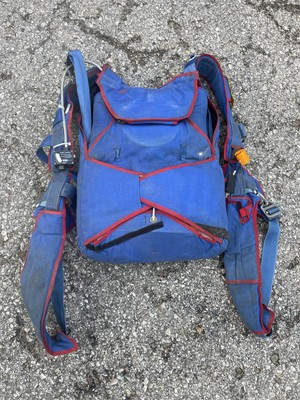 Strong Hawk Manta Skydive Complete Rig 90’s Parachute Sharpchuter Red ...