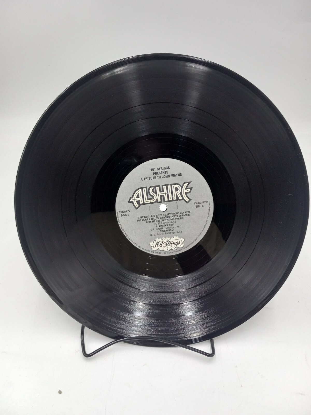 101 Strings - A Tribute To John Wayne Label: Alshire – S-5371 | eBay