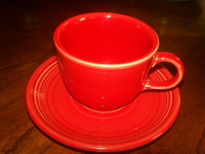 FIESTA CUP & SAUCER LEAD FREE USA RED EXCELLENT HOMER LAUGHLIN CHINA CO ...