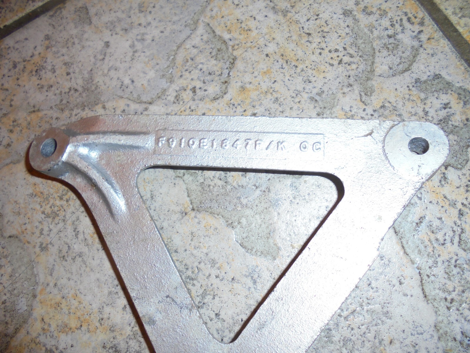 Lotus Esprit Engine 910 Bracket F910E1847P | eBay