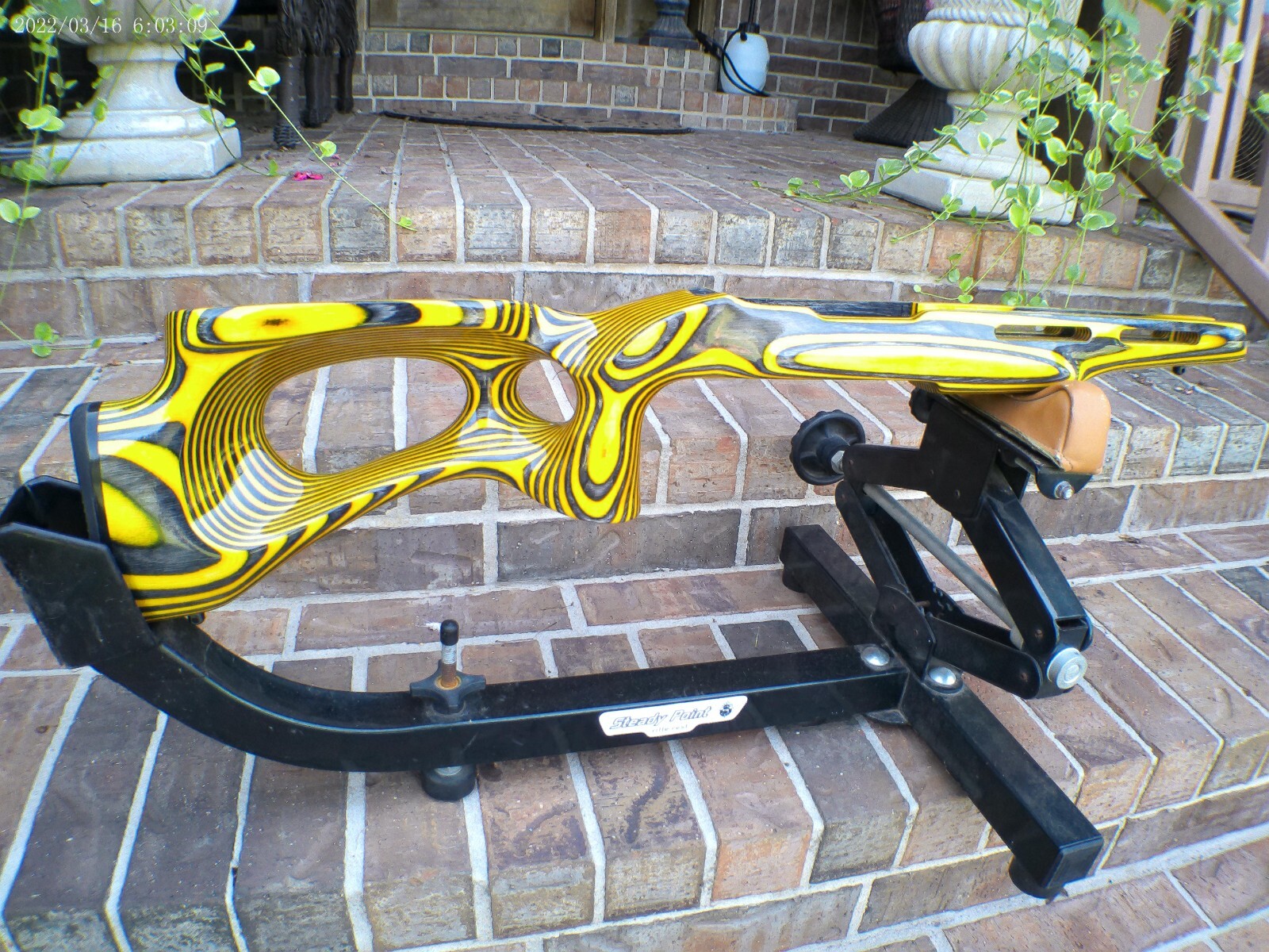 Ruger 10/22 GLOSS YELLOW Extreme Stock & STUDS FOR FACTORY BARREL FREE ...