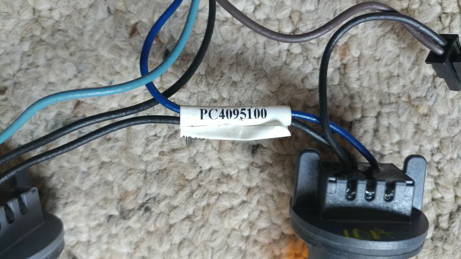 2013-2016 Chevrolet Malibu OEM Halogen Outer Rear Light Wire Harness R ...