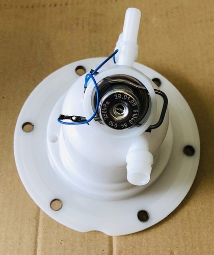 MERCEDES BENZ - A 164 470 03 90 FUEL FILTER - 2010 ML 450 HYBIRD 4MATIC ...