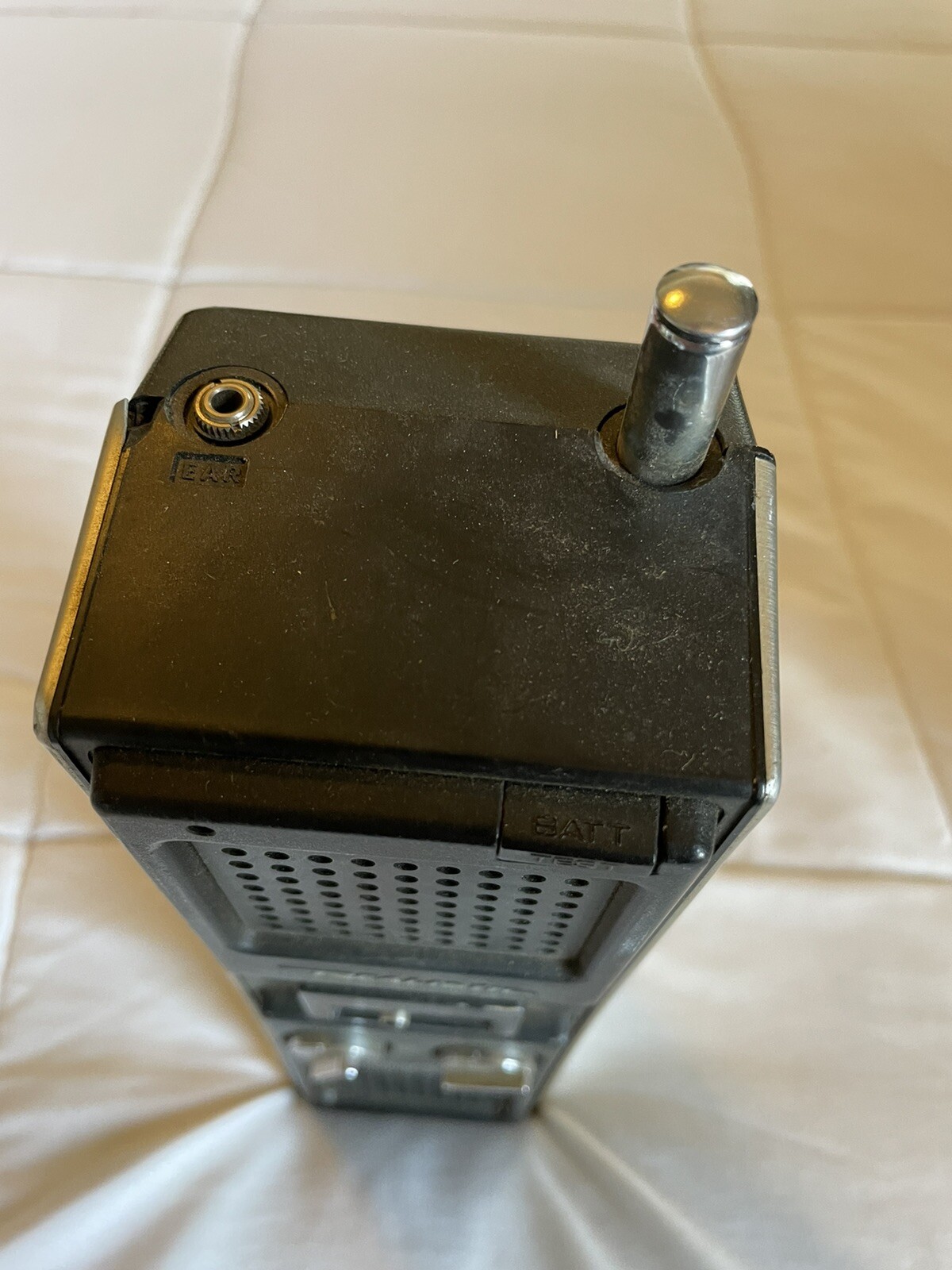 Realistic CB Citizens Band Transceiver TRC-180 2-Watt 3-Channel Walkie ...