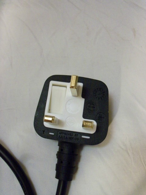 Volex European AC Power Cord 3 Prong Model # MP5004 for sale online | eBay
