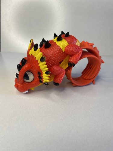 Little Live Pets Wraptiles Lizzagon Talking Dragon Lizard Slap Bracelet ...