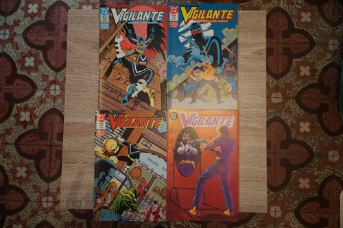 LOT DE 4 COMIC US "VIGILANTE" N°47 à 50 - Wolfman - Andru - DC comics ...