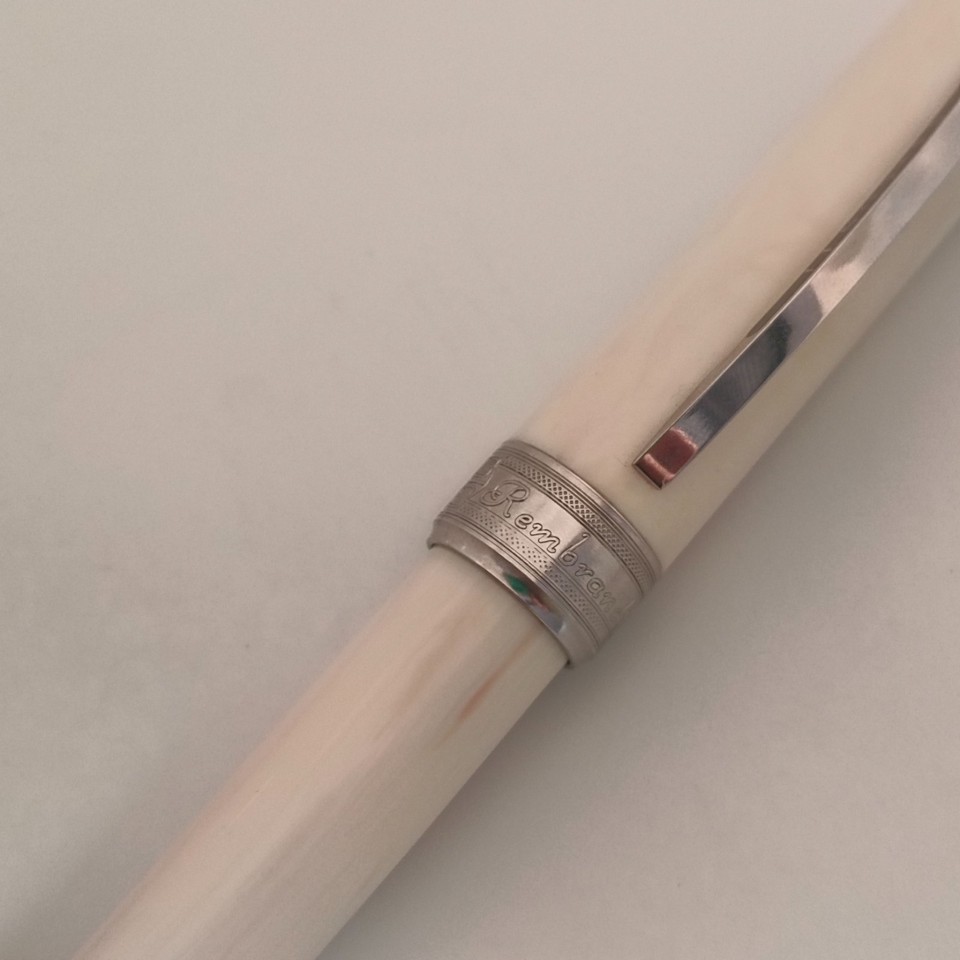 Visconti Rembrandt Ivory Fountain Pen - Italy | eBay