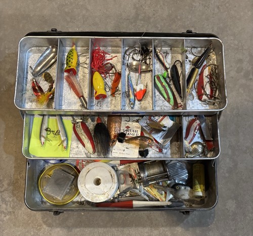 Vintage Tackle Box And Tackle | eBay