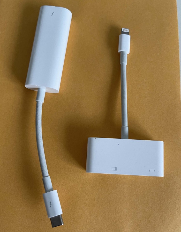 OEM Apple A1790 Thunderbolt 3 (USB-C) to Thunderbolt 2 Adapter & A1439 ...