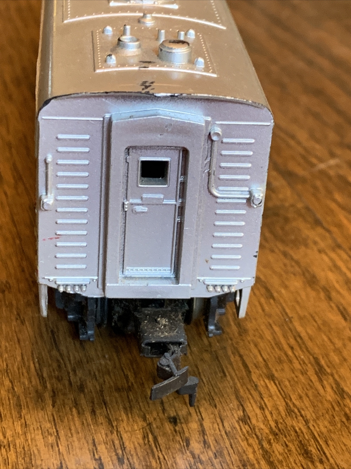 Tyco Mantua HO Santa Fe EMD F9 4015 Powered w/ Lights Tested Works | eBay