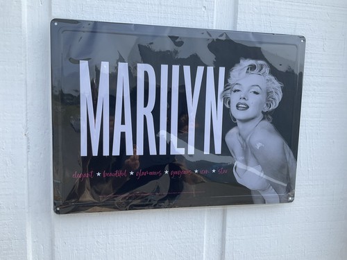 Marilyn Monroe Elegant Beauty Gorgeous Icon, Glamour star Metal Sign 12 ...