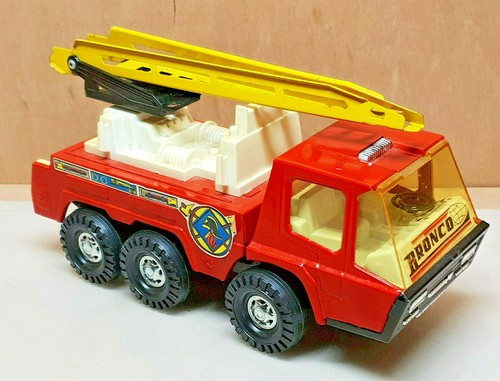 Toy IN Sheet & Plastic Truck Engines Firefighter Great Scale BRONCO J ...