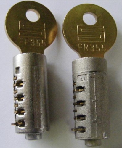 2 - Steelcase Desk Lock Cores Steelcase FR Lock Plugs With Keys Keyed ...