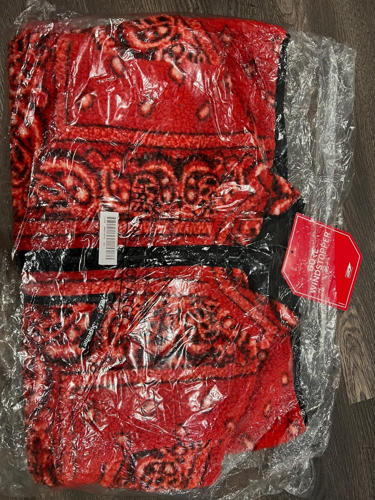 Size Large - Supreme Reversible Bandana Fleece Jacket Red FW19 Brand ...