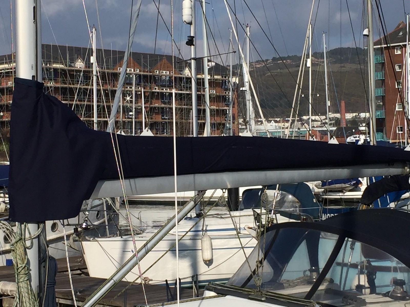 Mainsail Stakpak.Brand new sailbag and cover in one. mainsail cover ...