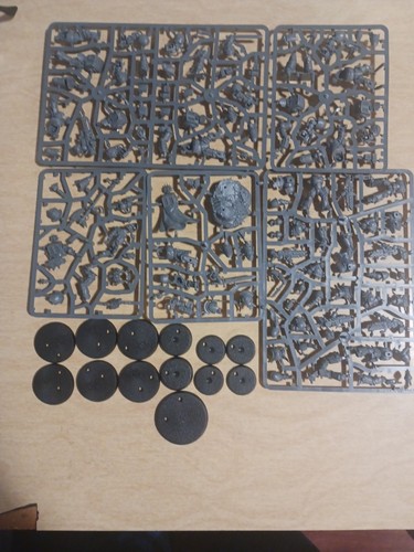 warhammer 40k Space Marine Half Ultimate Starter Box | eBay