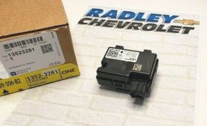 13523281 NEW GM OEM DOOR LOCK RECEIVER CHEVROLET BUICK GMC B23 | eBay