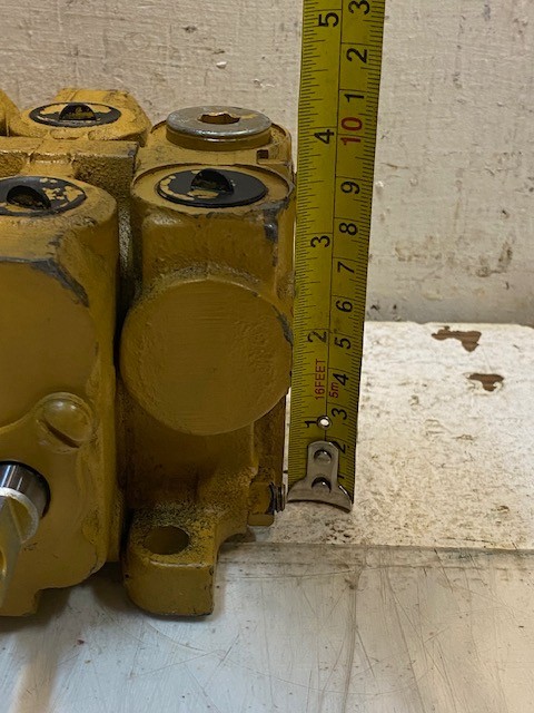 Husco Hydraulic Sectional Control Valve 5000-C383-A | A01A3532-00 | 451 ...