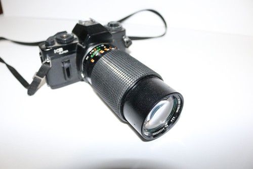 Vintage KS Super 35mm film camera w/ Sears f=80-200mm lens, auto zoom ...