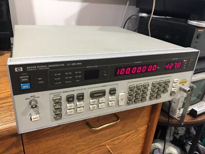 HP 8656B Hewlett Packard Signal Generator 0.1-990 MHz | eBay